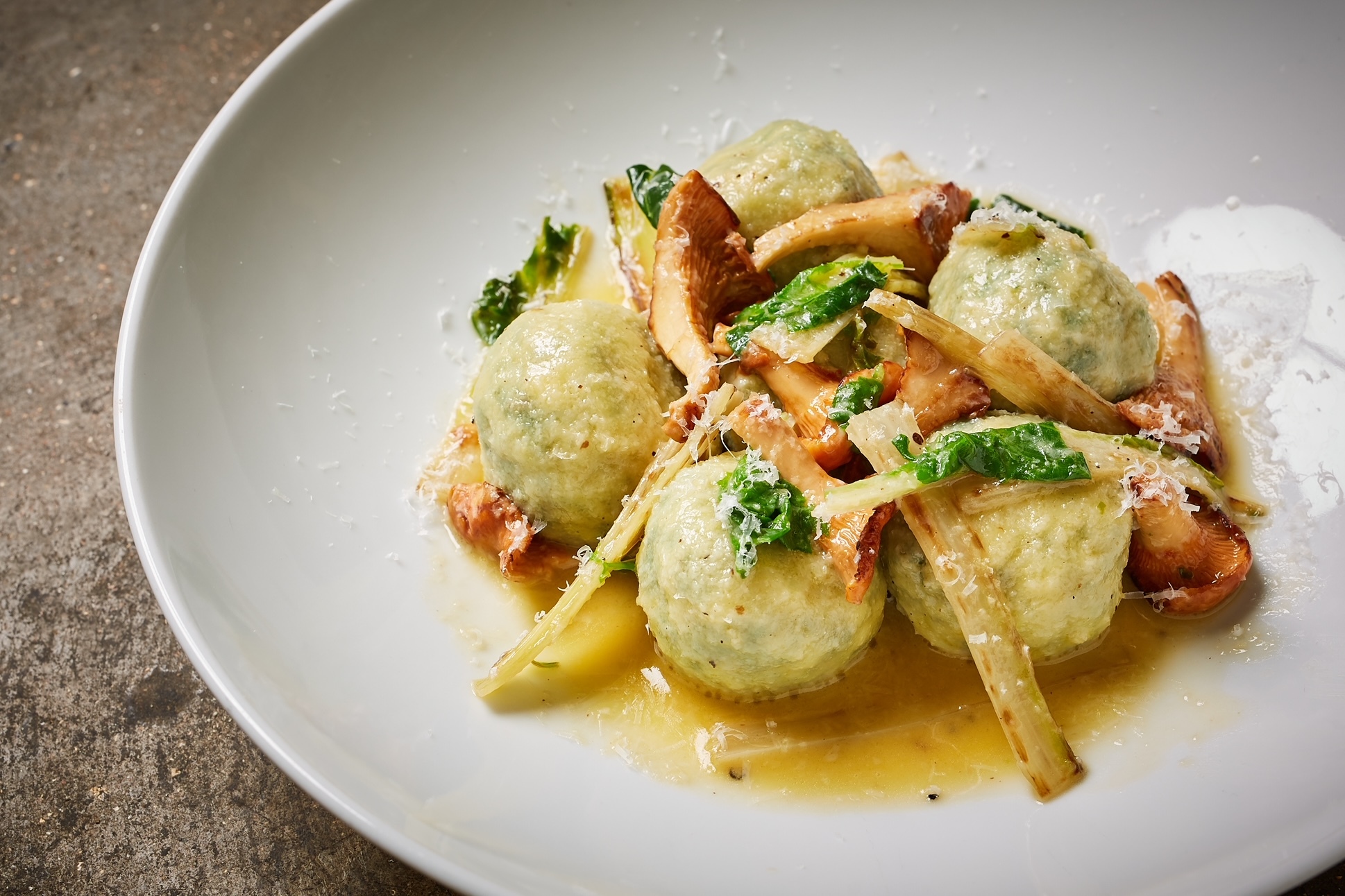 Legare | Restaurants in Tower Bridge, London