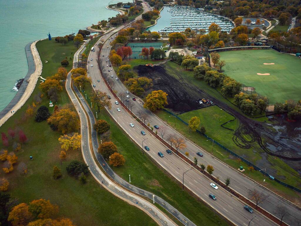 25 Best Places to See Fall Colors in Chicago