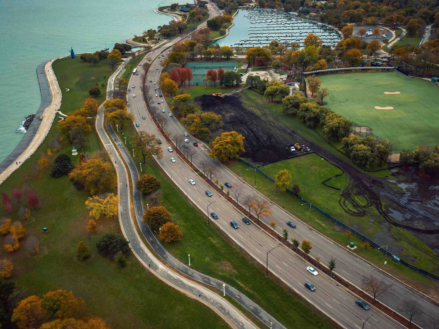 25 Best Places to See Fall Colors in Chicago