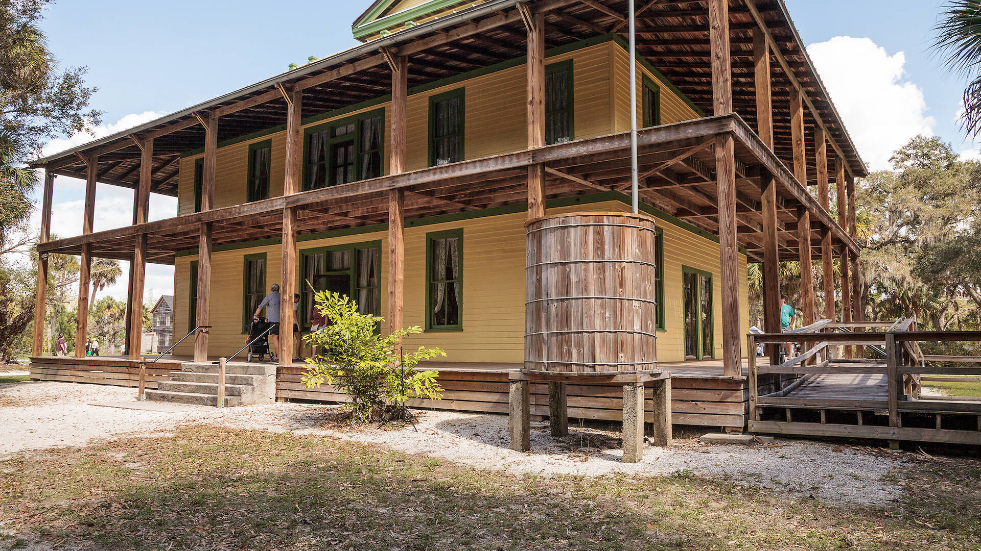 11 Most Haunted Places in Florida | Scariest Towns and Areas