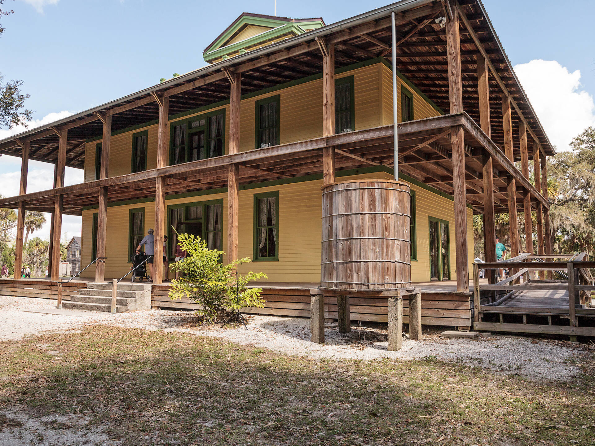 11 Most Haunted Places in Florida | Scariest Towns and Areas