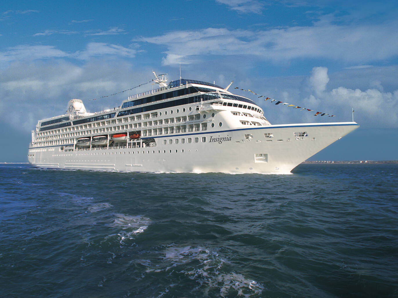 10 Best Fall Foliage Cruises in the U.S. for Scenic Leaf Peeping