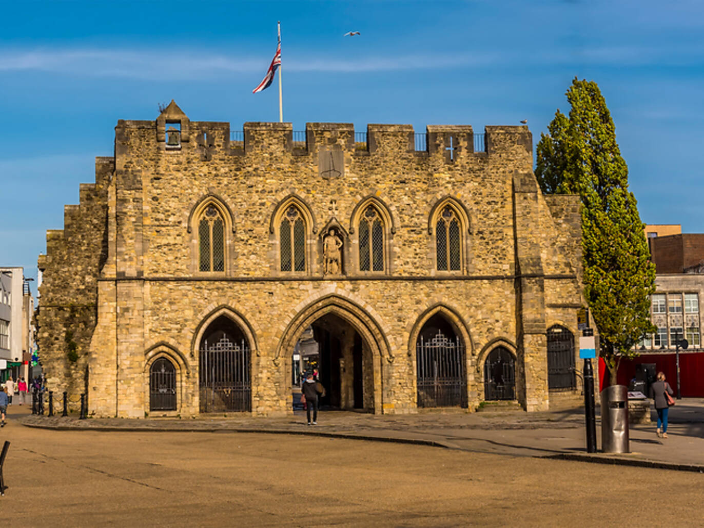 10 Best Things To Do in Southampton: Food, Activities and More