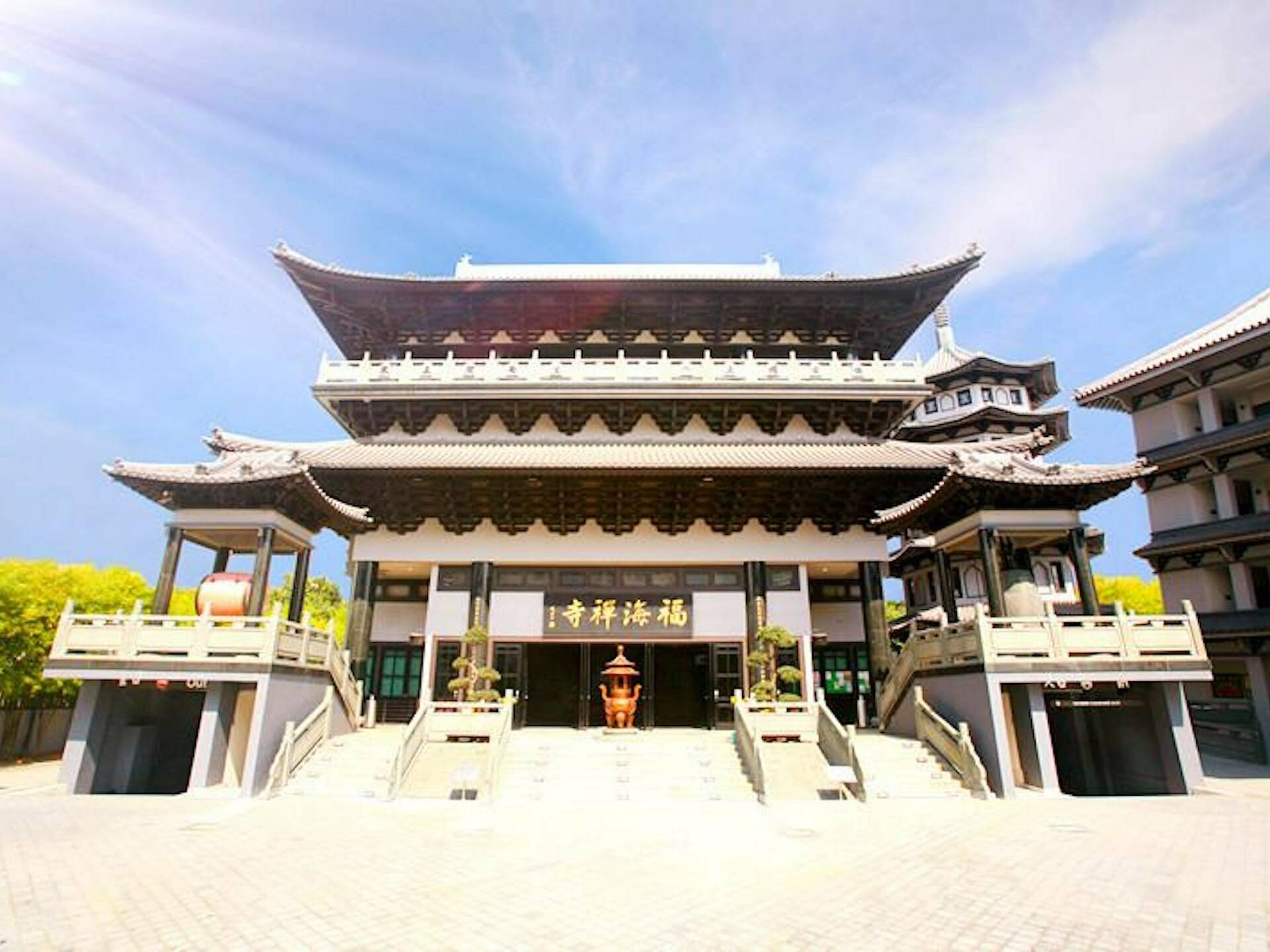 The Ultimate Guide To Aljunied: Things To Do, Eat, See