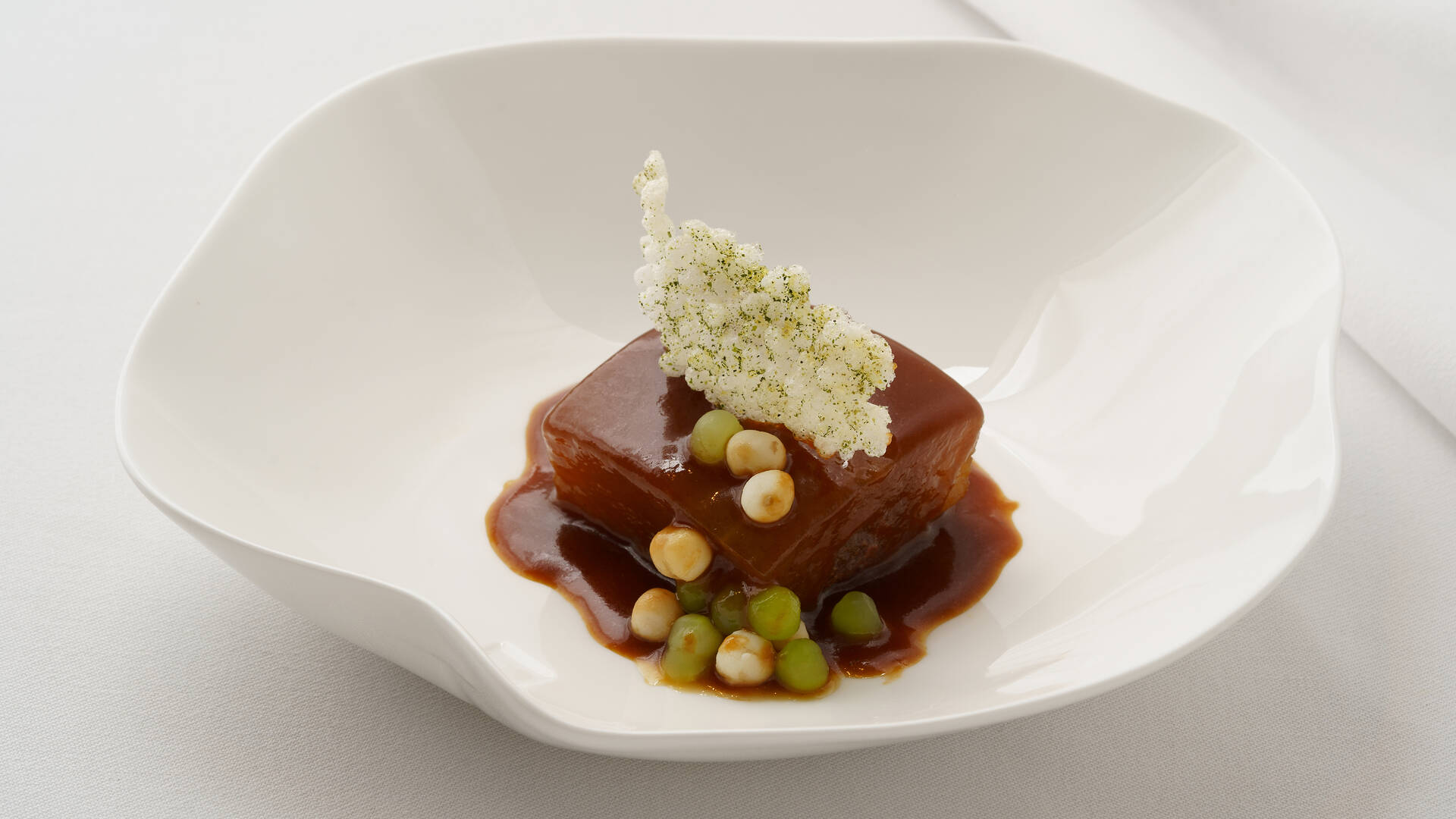 Yuan | Restaurants in Central, Hong Kong