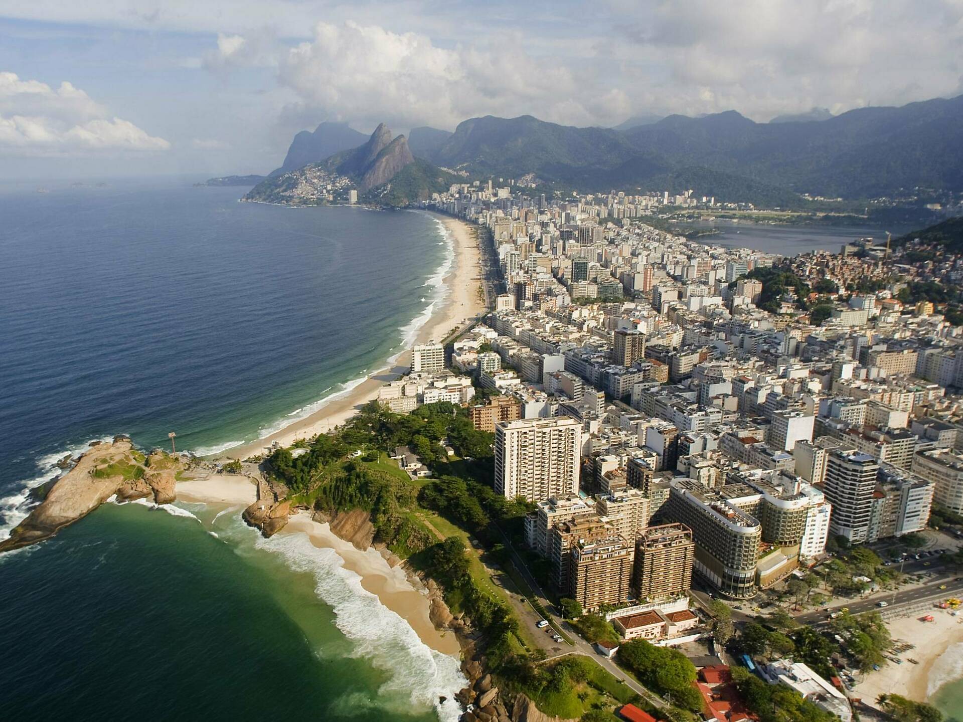 Get to know the best beaches in Rio de Janeiro