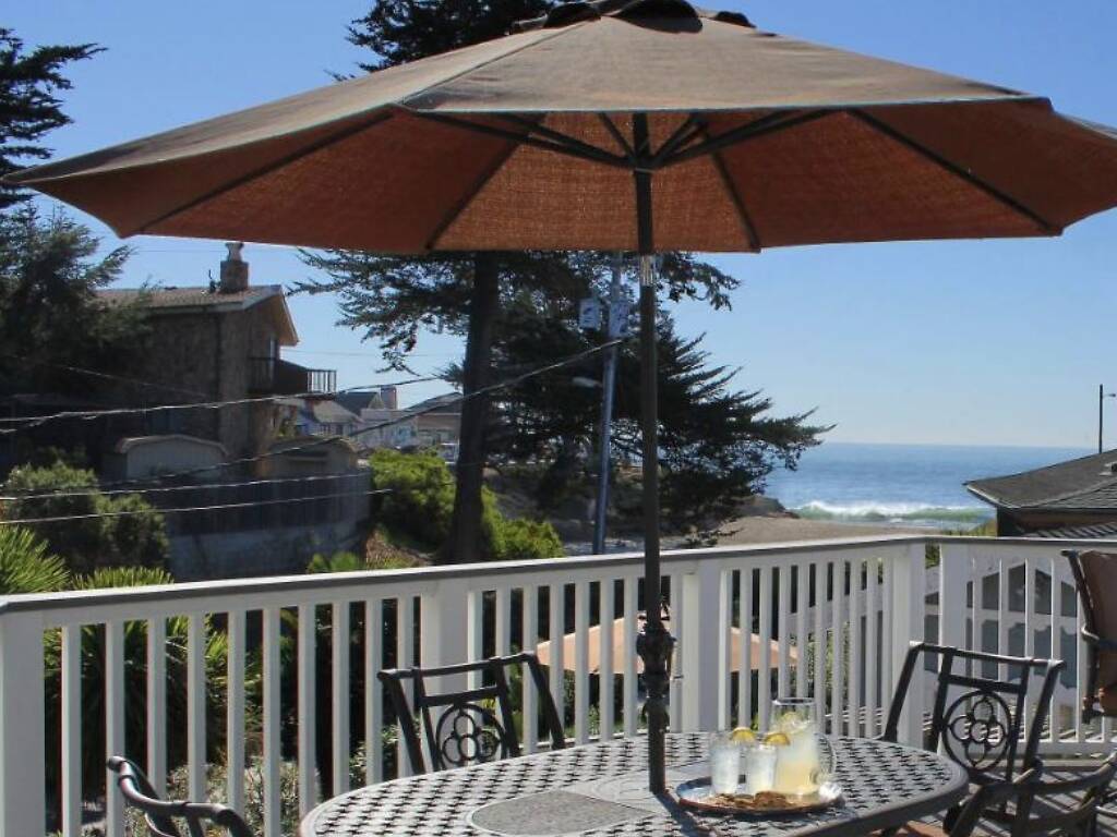 12 Best Hotels in Santa Cruz for 2025