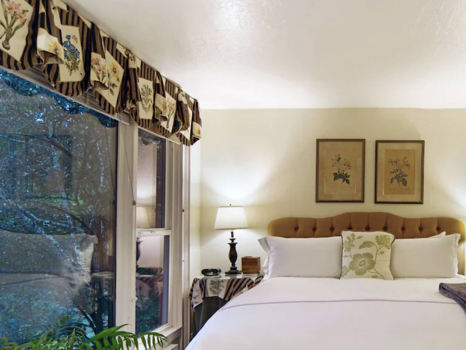 12 Best Hotels in Santa Cruz for 2025