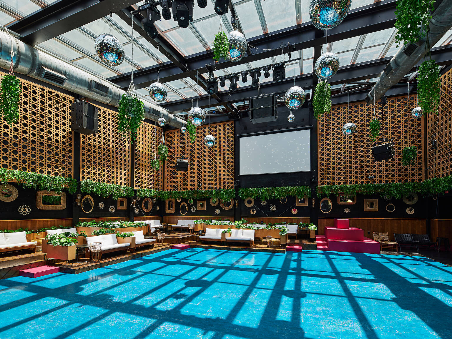 15 Best Miami Ladies' Nights for the Perfect Girls Night Out