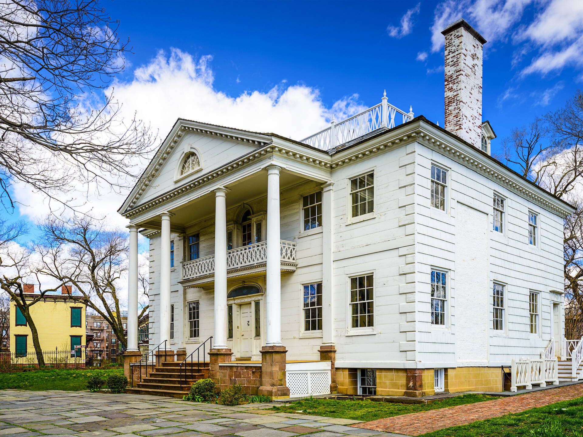 The Top 8 Ghost Tours in NYC: Best NYC Ghost Tours
