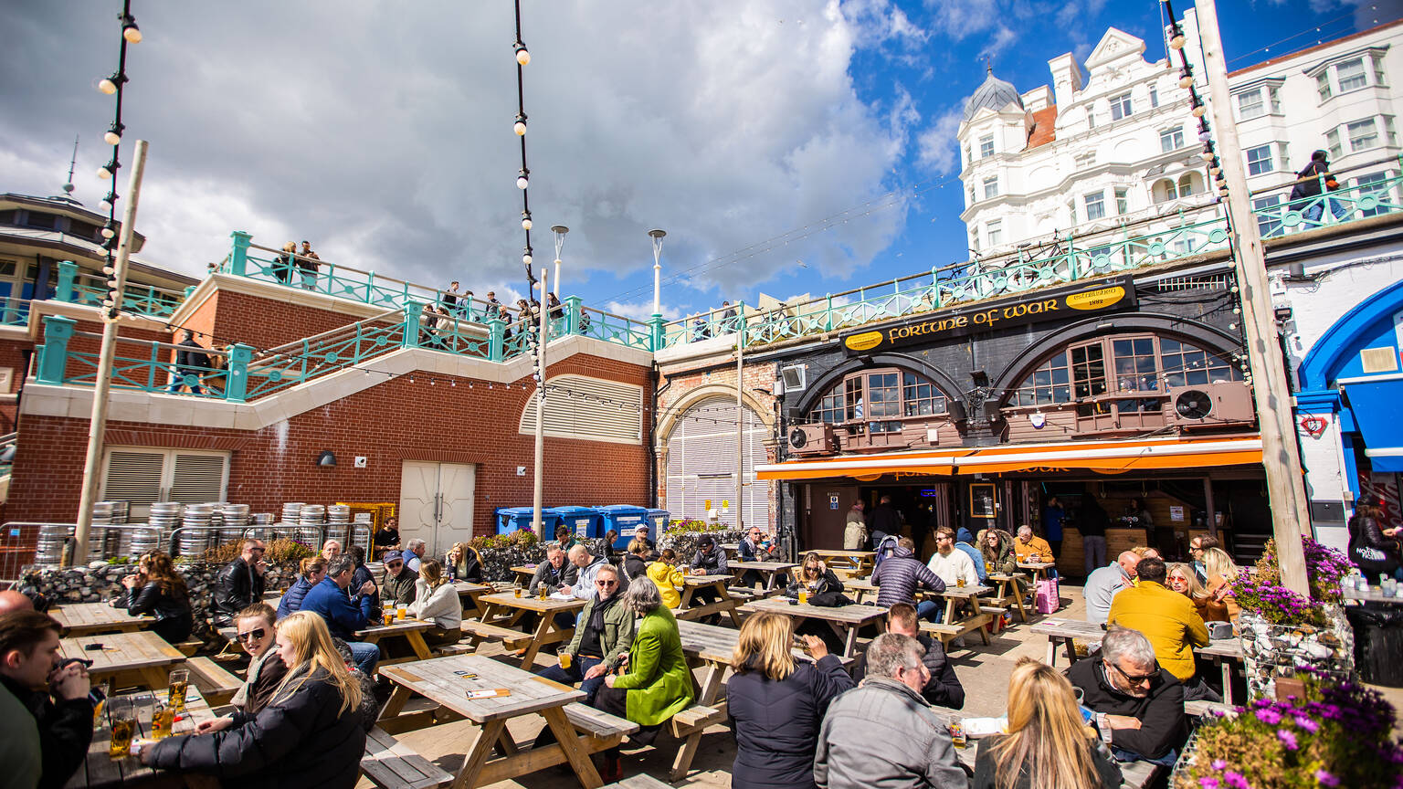 13 Best Bars in Brighton, Picked By A Local