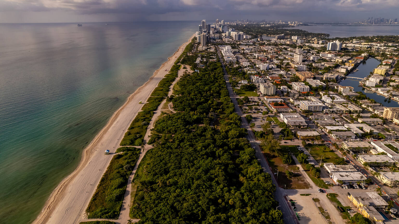 15 Best Beaches in Miami for White Sand, Aquamarine Surf and Amazing Vibes