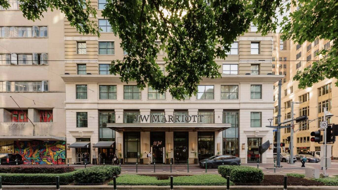 13 Best Hotels in Houston for 2025 - Budget to Luxe