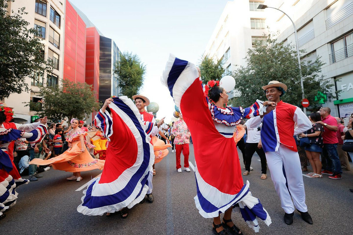 Una flash mob convertirá la Plaza de España en una gran pista de baile ...