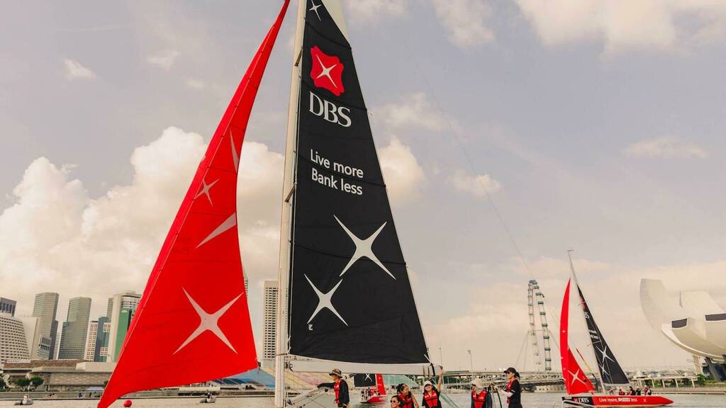 DBS Sailing At The Bay | Things to do in Raffles Place, Singapore