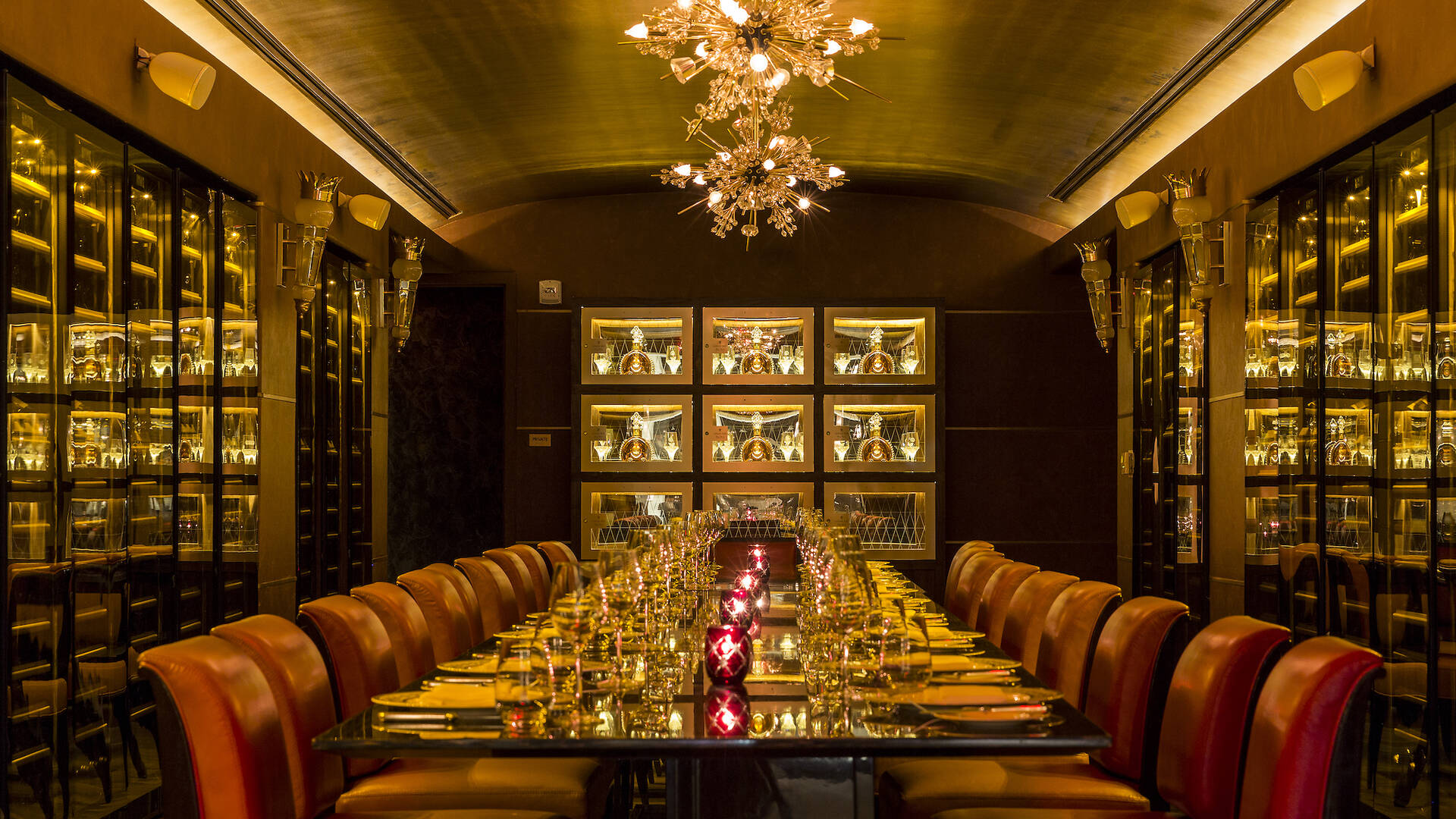 12 Best Private Dining Rooms in Miami For A Unique & Extravagant Meal