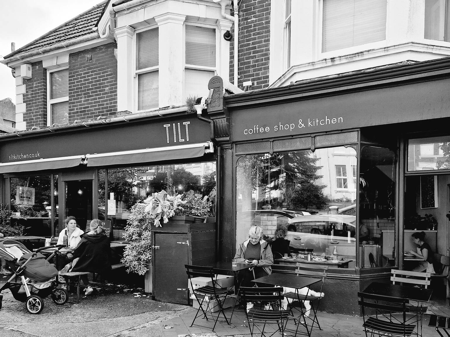 15 Best Coffee Shops in Brighton, Picked By A Local