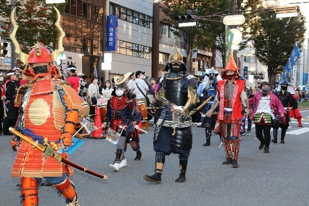 The world's largest samurai parade is happening at this Yamanashi festival