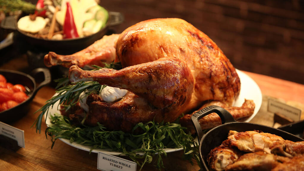 15 Best Spots for Thanksgiving Dinner in Miami 2024