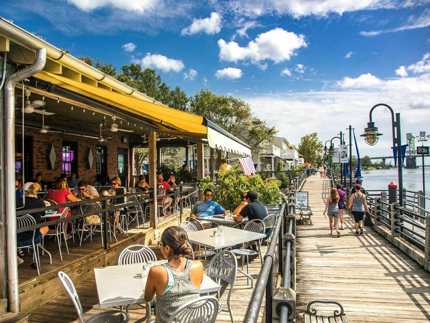 11 Best Riverwalks in the USA for Scenic Strolls