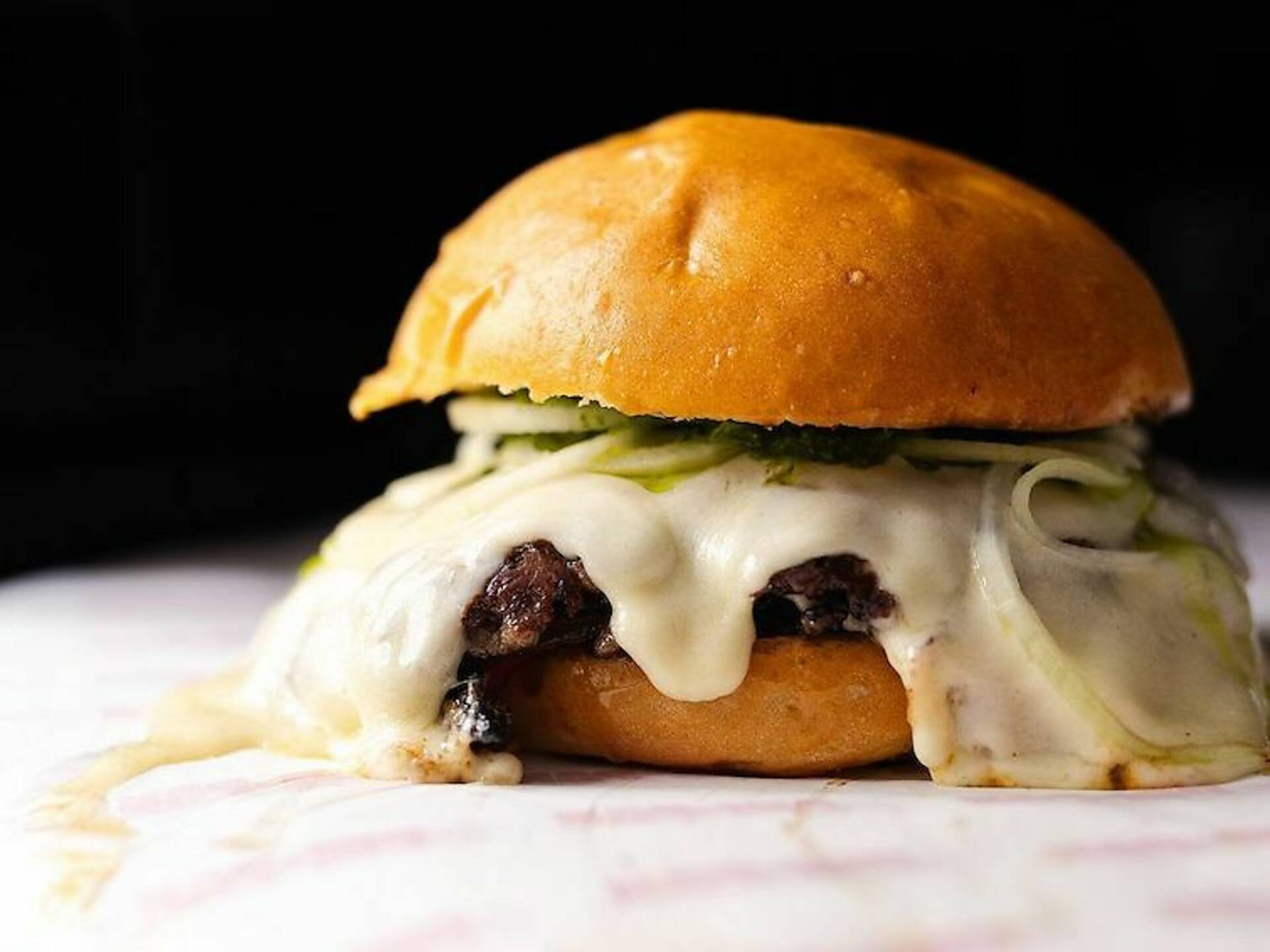 Les 11 meilleures adresses où dévorer un burger à Paris