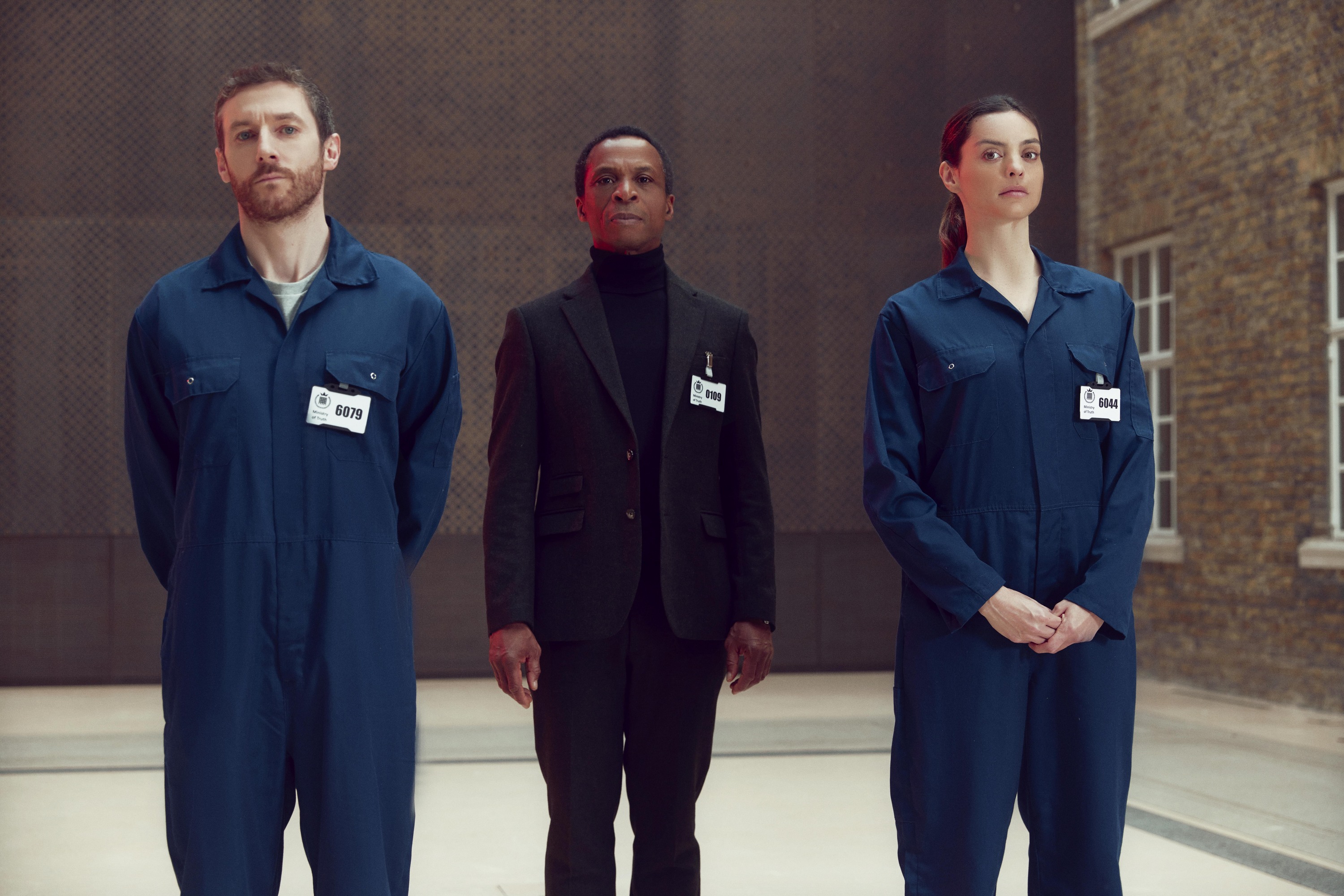 1984, Hackney Town Hall review: bland immersive production of Orwell’s dystopian masterpiece