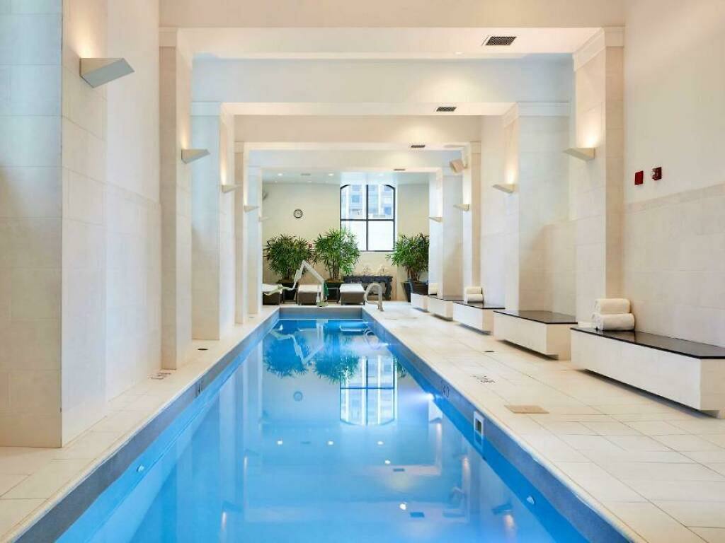 10 Best Spa Hotels in Chicago for 2025