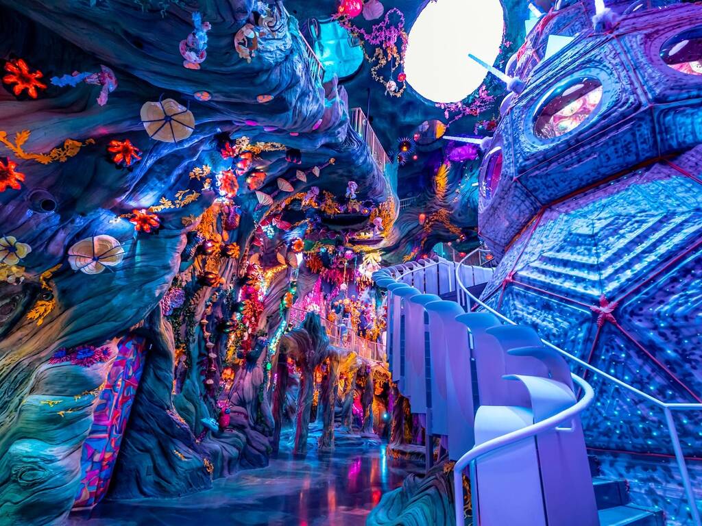 11 Best Immersive Experiences in the U.S. to Visit Right Now
