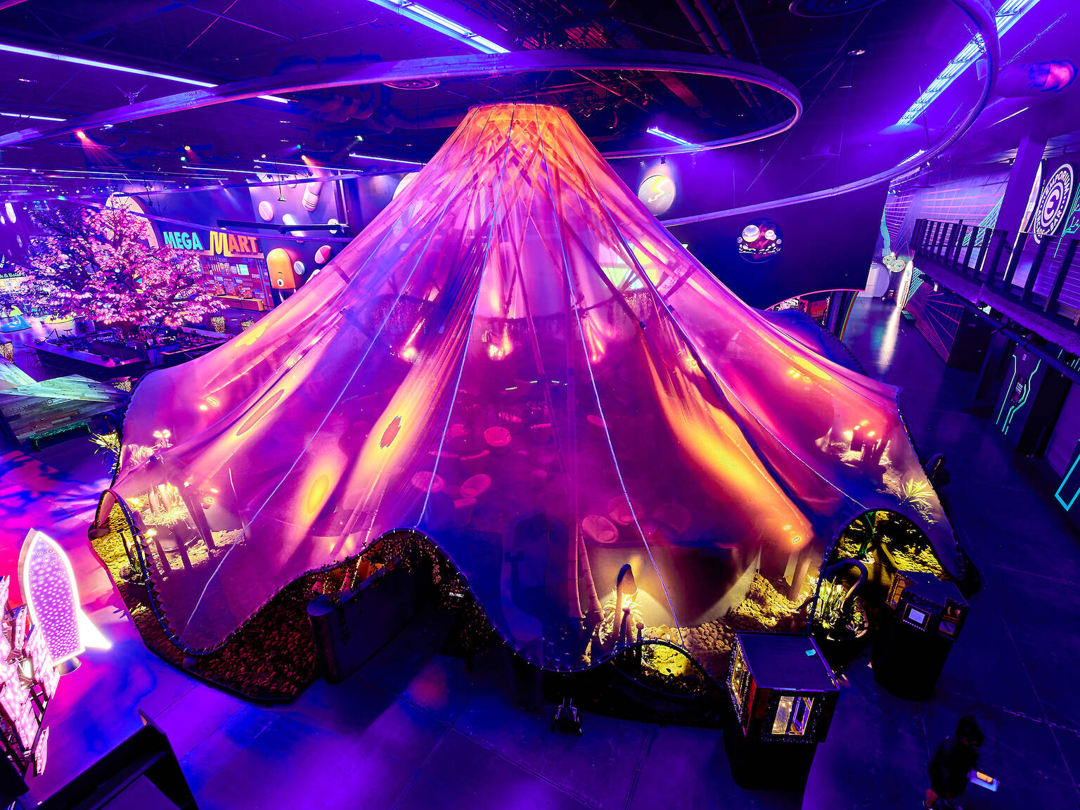 11 Best Immersive Experiences in the U.S. to Visit Right Now