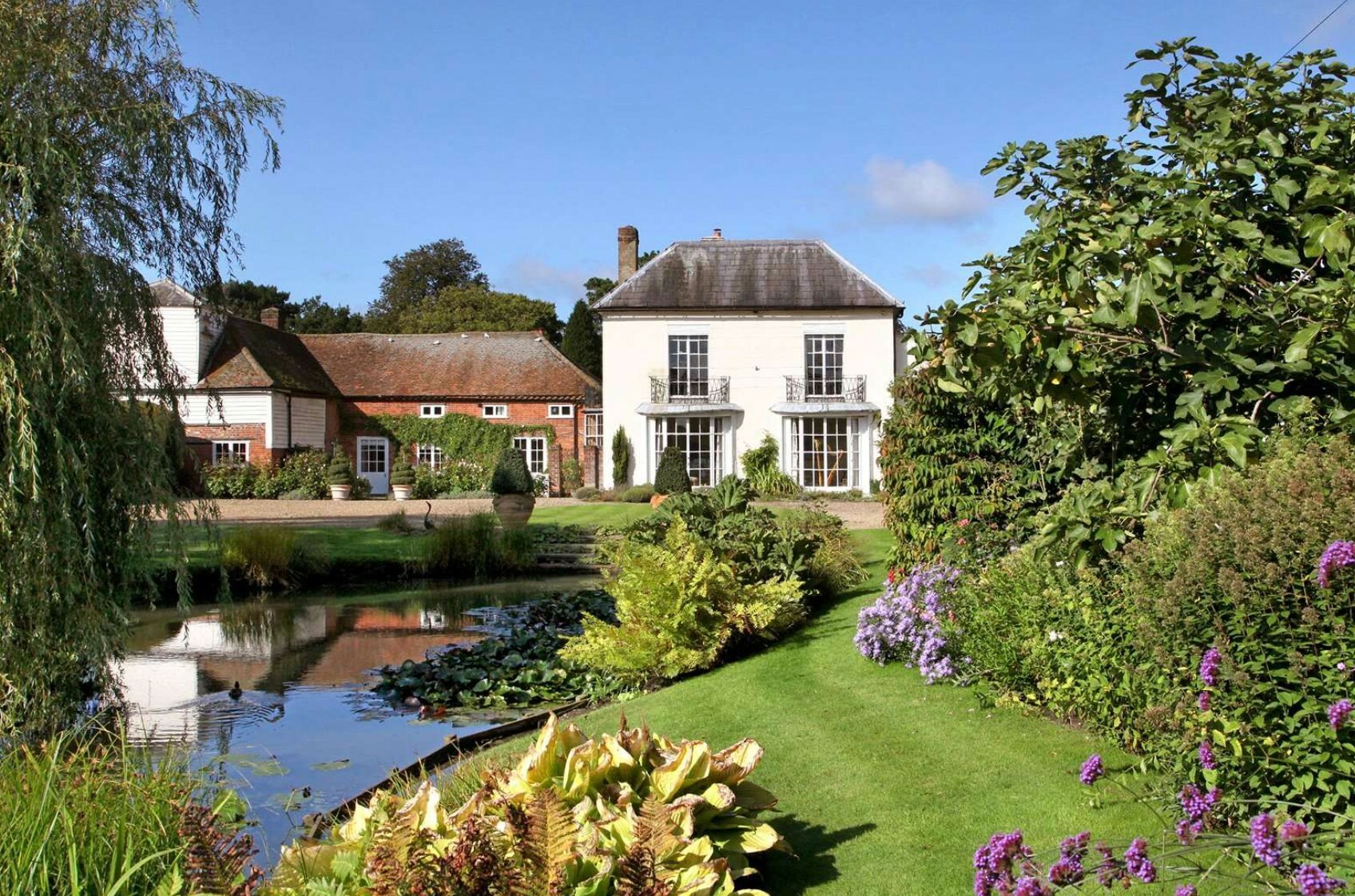 Now on the Market: Mary Berry’s Countryside Home in Buckinghamshire