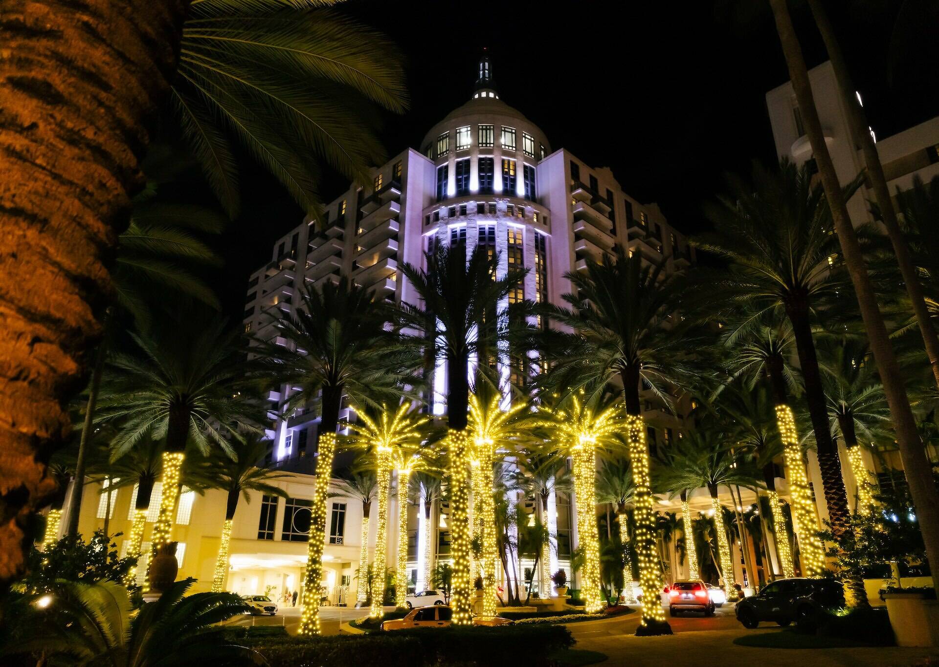 12 Festive U.S. Hotels That Go All Out for the Holidays