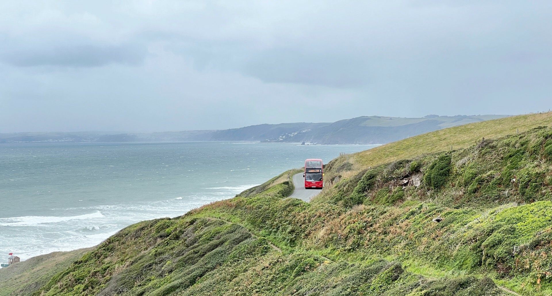 Revealed: The UK’s Most Scenic Bus Routes, According to the Guardian