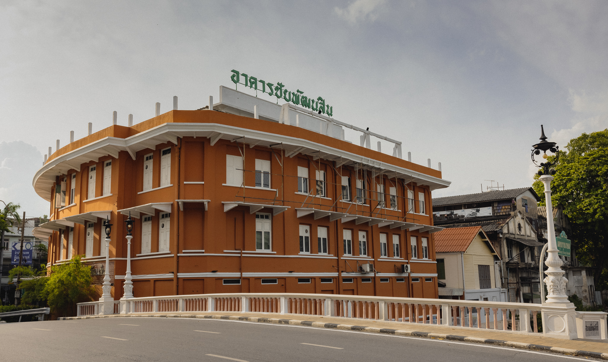 That orange corner building on Charoenkrung is reborn as art and ...