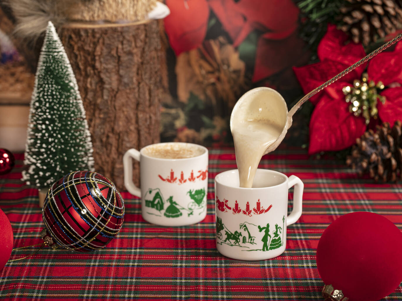 14 Best Holiday Bars in L.A. Celebrating With Cozy Cocktails, Christmas ...