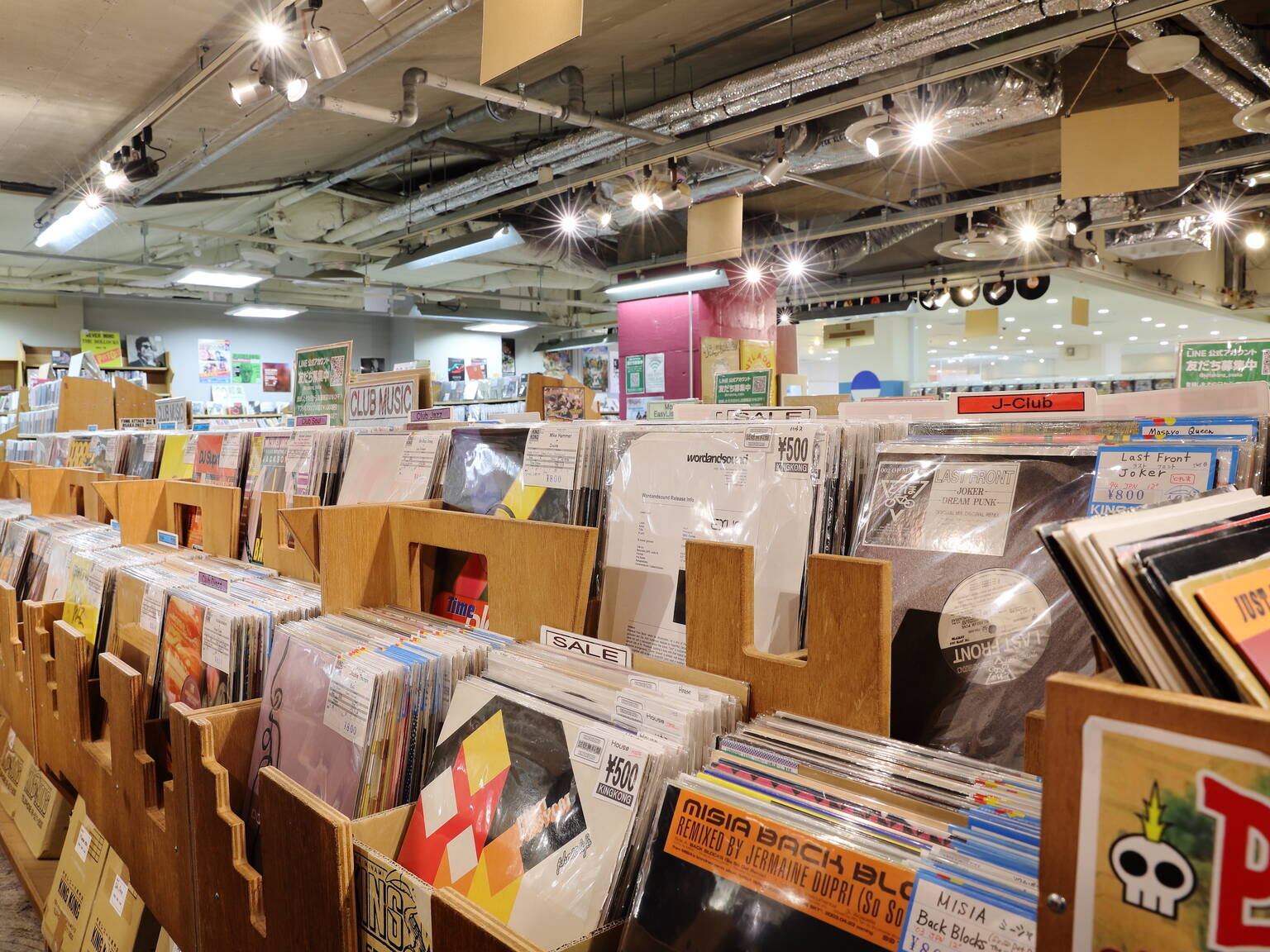 8 of the best record stores in Osaka