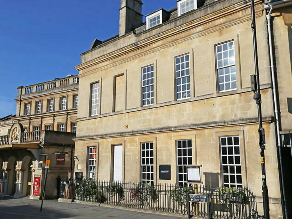 15 Best Things To Do in Bath Right Now