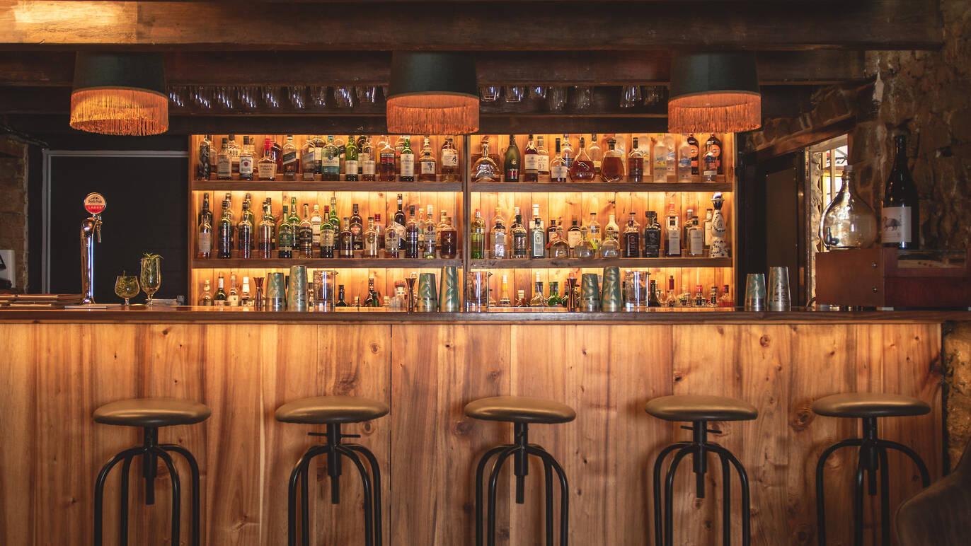 14 Best Bars in Cape Town