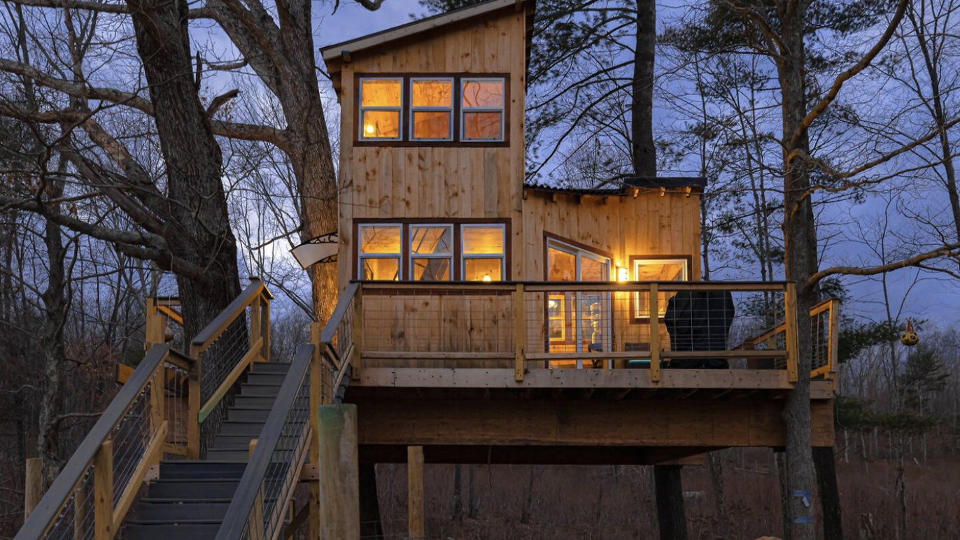 17 Best Airbnb Treehouses in the U.S. | Unique U.S.Treetop Stays