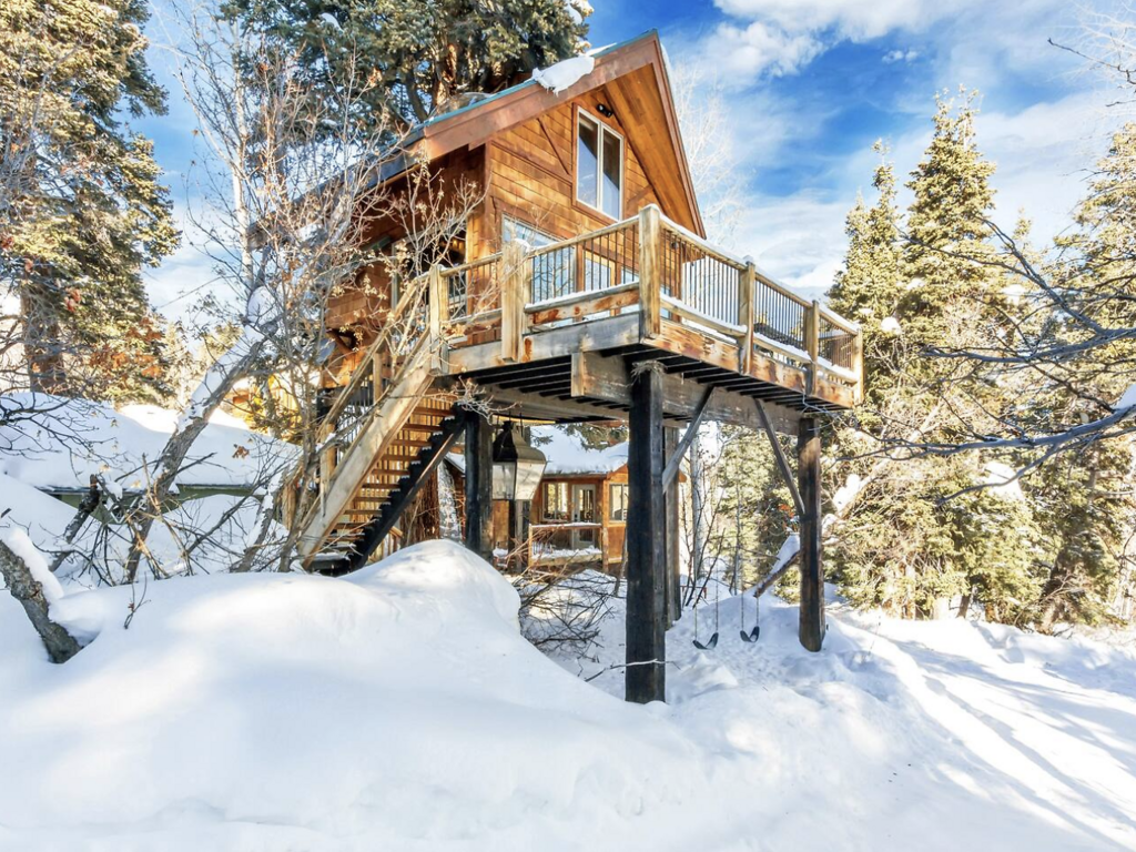 17 Best Airbnb Treehouses in the U.S. | Unique U.S.Treetop Stays