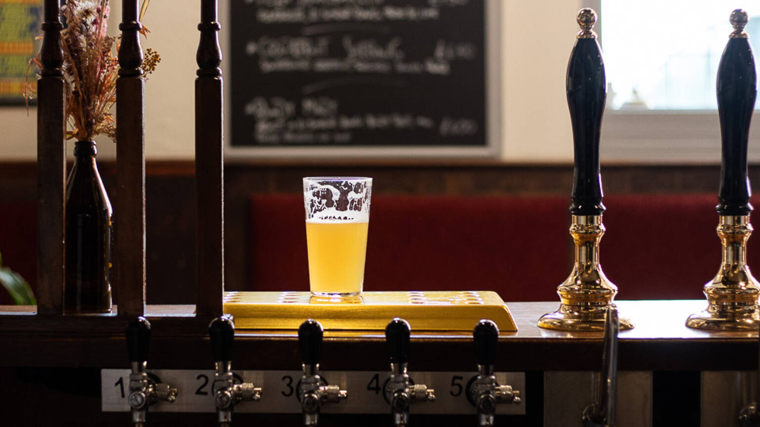 17 Best Pubs in Brighton, Picked By A Local