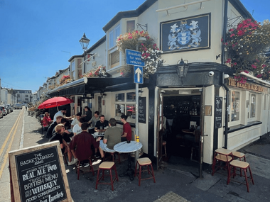 17 Best Pubs in Brighton, Picked By A Local