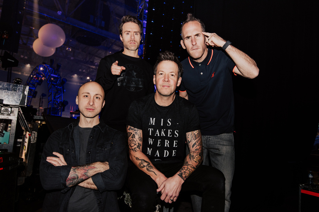 Los veteranos del punk pop Simple Plan actúan en Barcelona