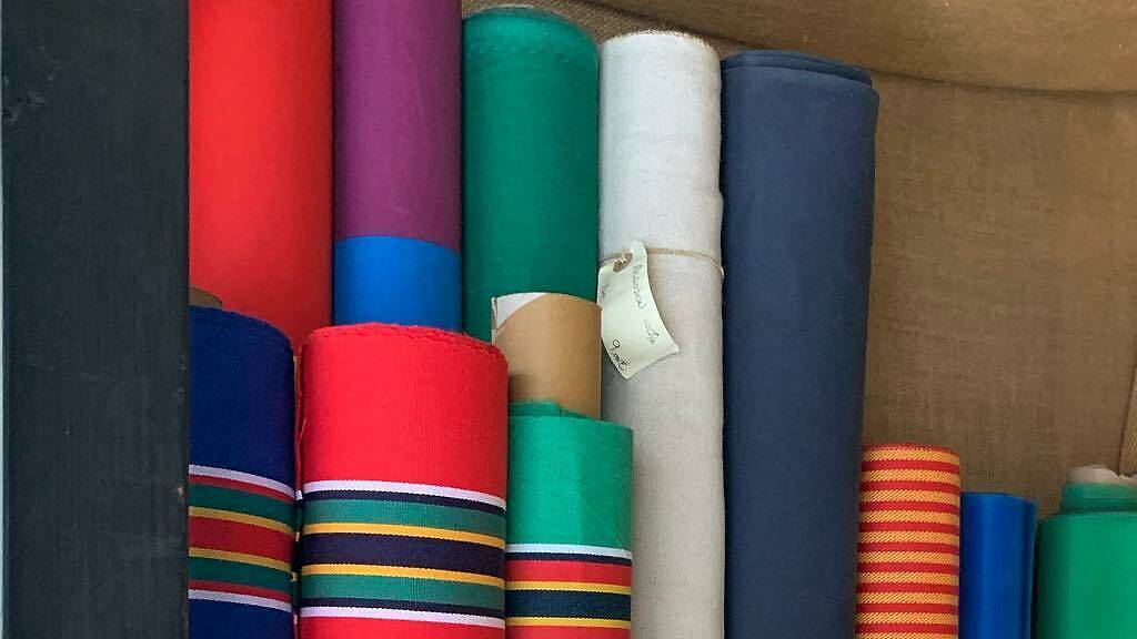 Tienda de telas para tapicería y restauración de muebles