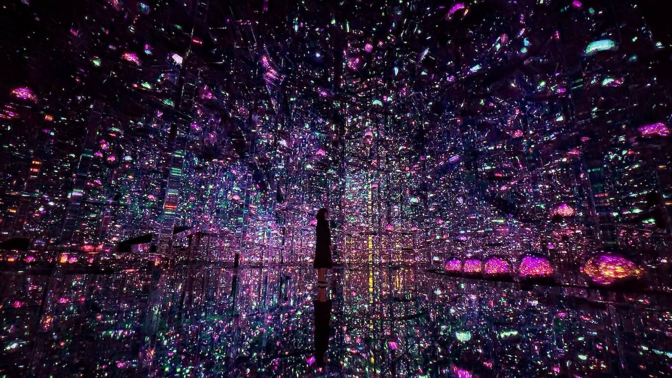teamLab Borderless: Mori Building Digital Art Museum Epson