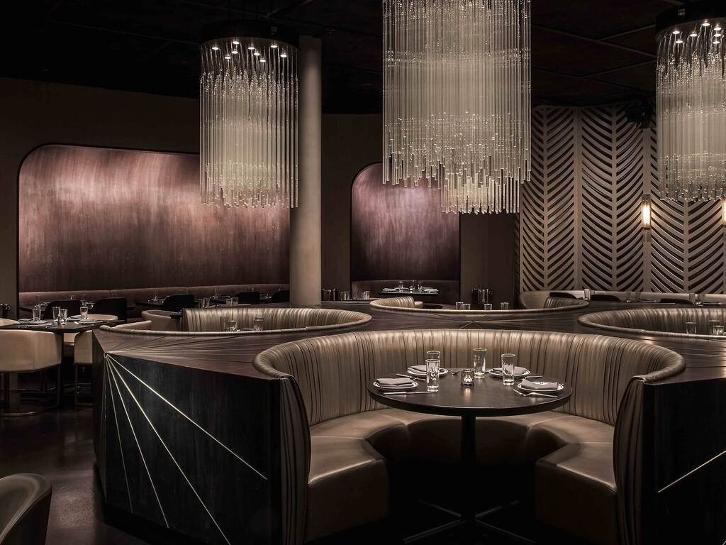 35 Romantic Things to Do in Chicago Right Now for Couples