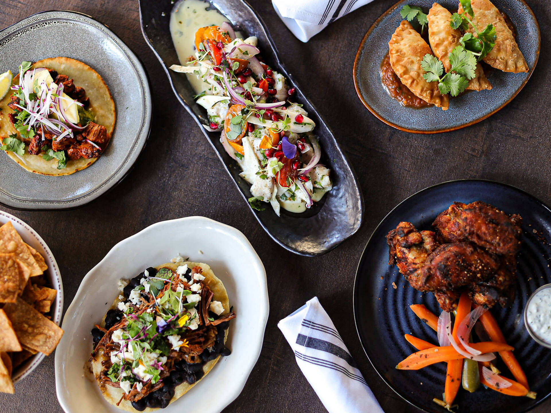 14 Best Happy Hours in Orlando for Discounted Drinks and Bites