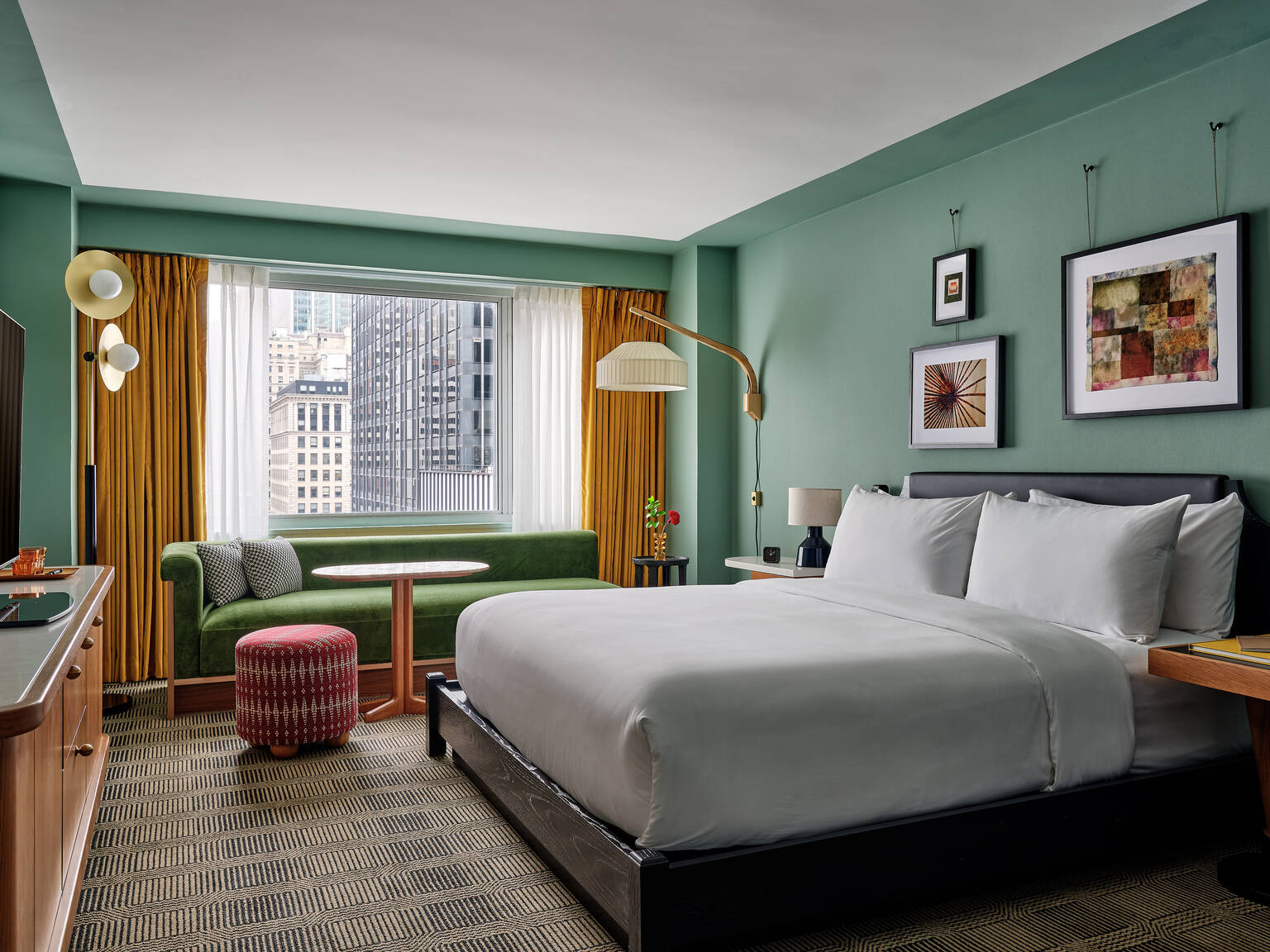 11 Best Budget Hotels in NYC for 2025
