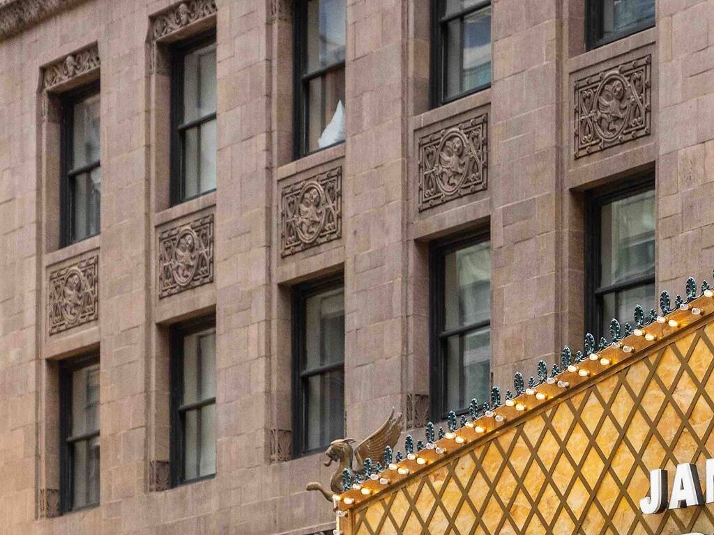 24 Best Chicago Theaters in the Loop and Beyond