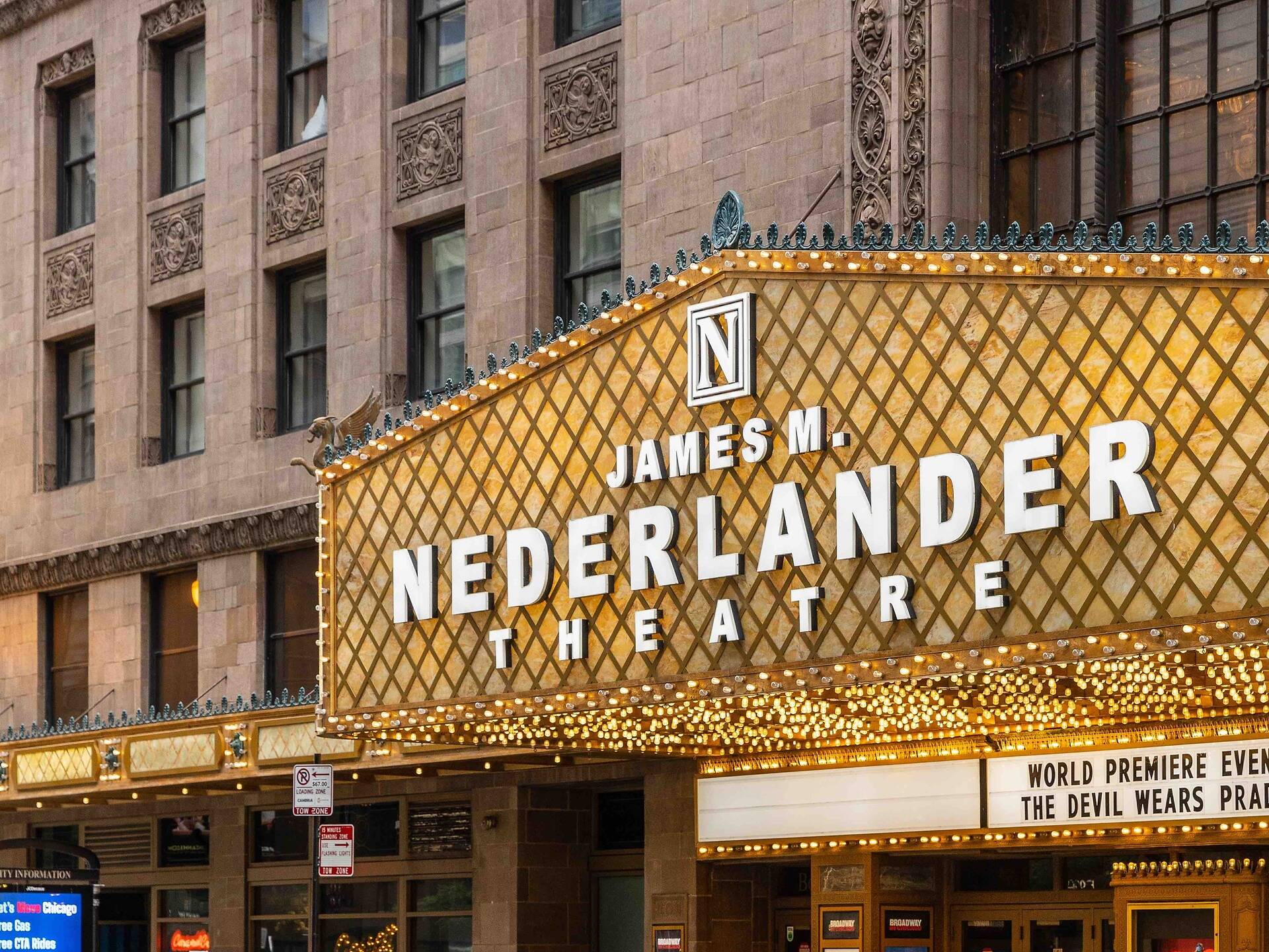 24 Best Chicago Theaters in the Loop and Beyond