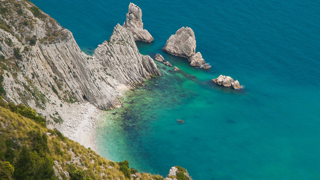 10 Most Beautiful Places in Italy, Picked By An Italian